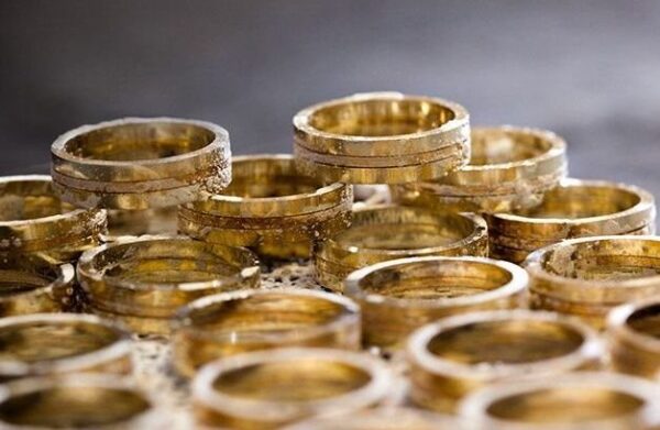 Diferencia entre oro de 9 y 18 kilates - WikiDiferencias.com