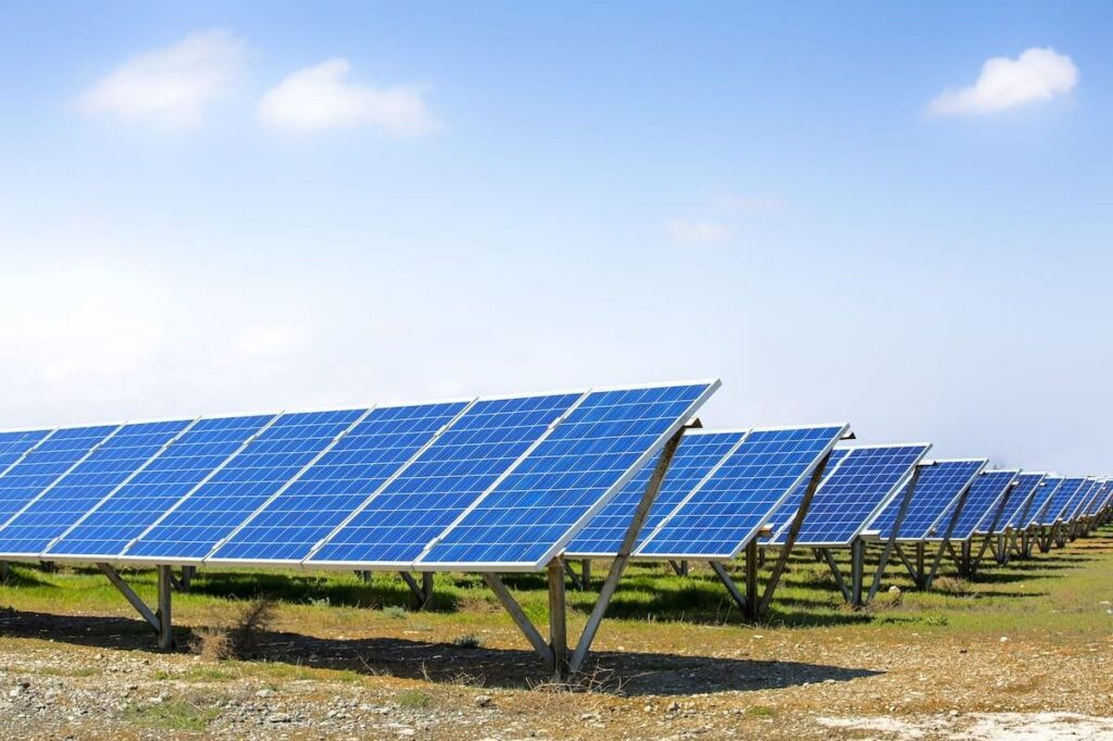 ¿Qué panel solar es mejor, monocristalino o policristalino ...
